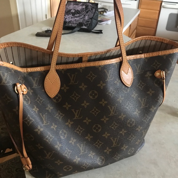 Louis Vuitton | Bags | Authentic Monogram Neverfull Mm | Poshmark